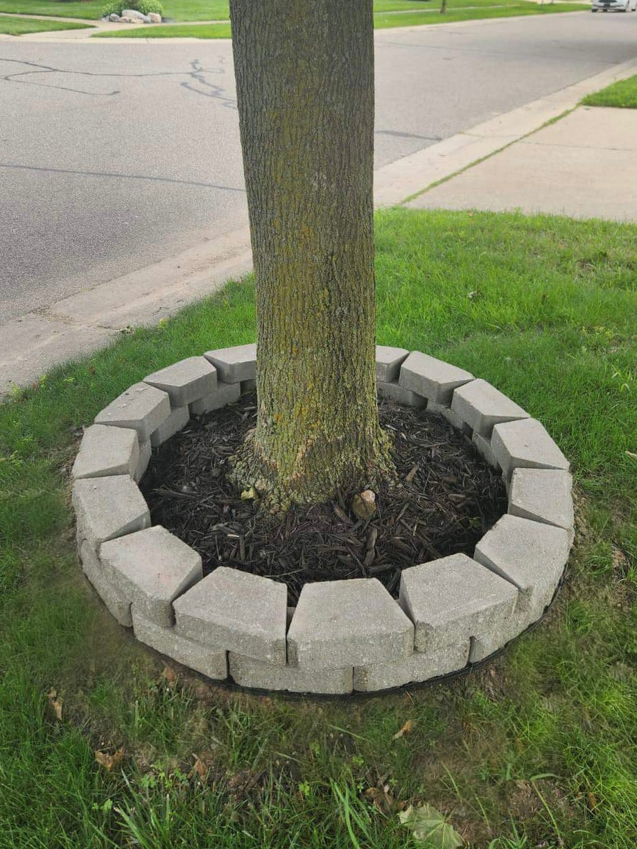 PaverTrax | Home Page - patented track system for paver bricks
